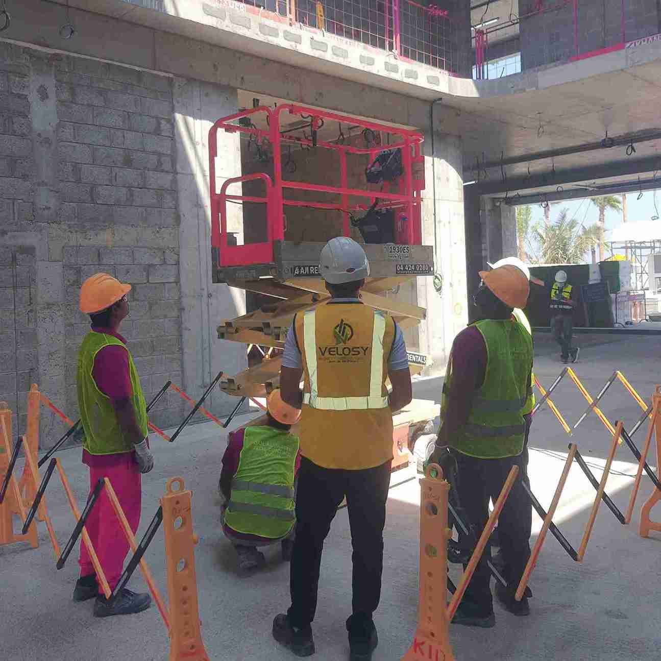 MEWP Operator Training in Dubai UAE - Velosy Safety Consultancy